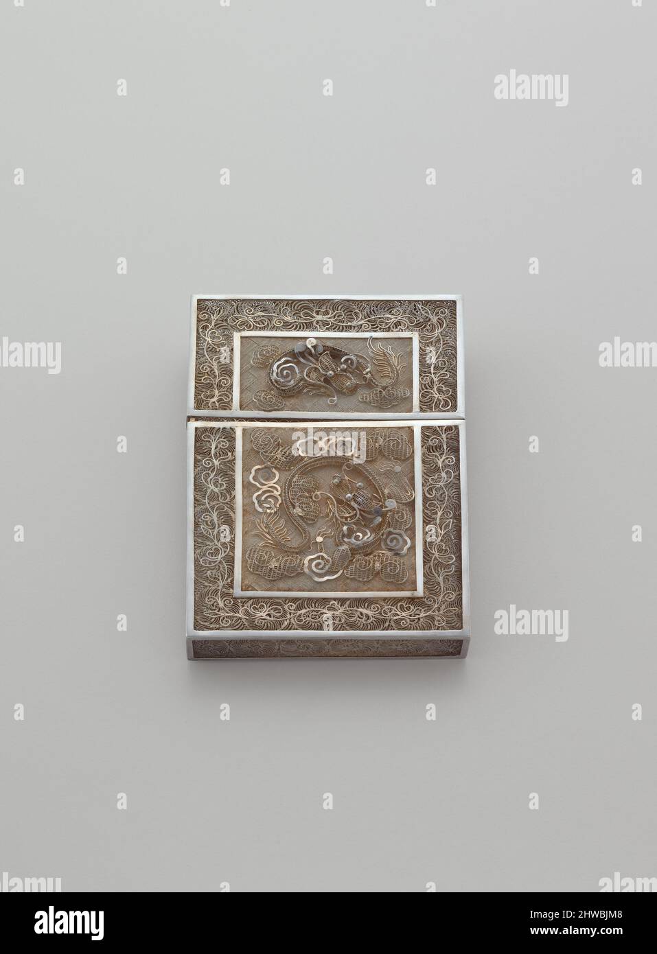 Filigree box and top hi-res stock photography and images - Alamy