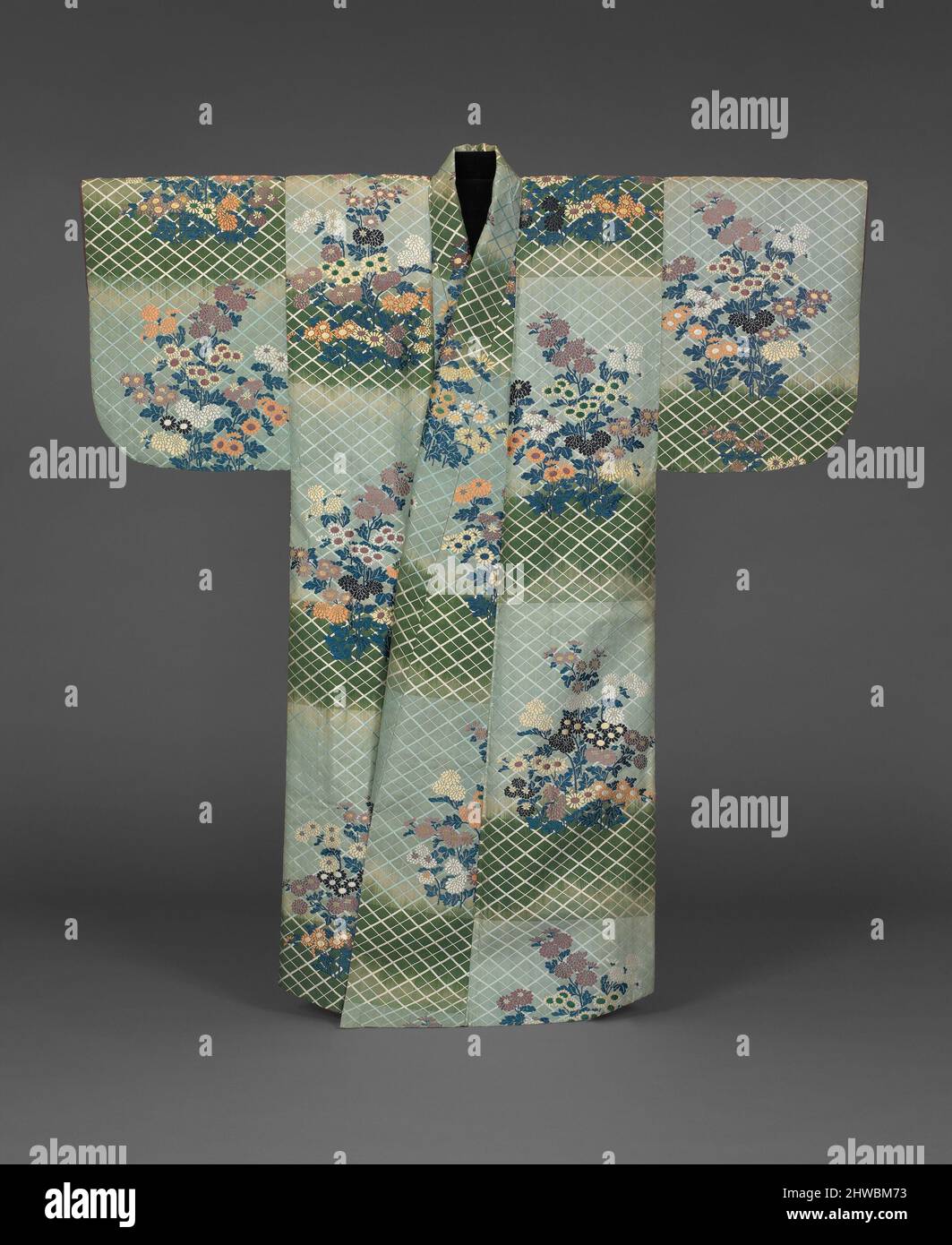 Noh theater stage hi-res stock photography and images - Alamy