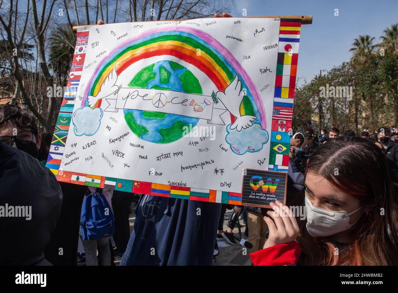 Flashmob in Piazza Vittorio Emanuele in Rome organized by Youth for Peace together with ...