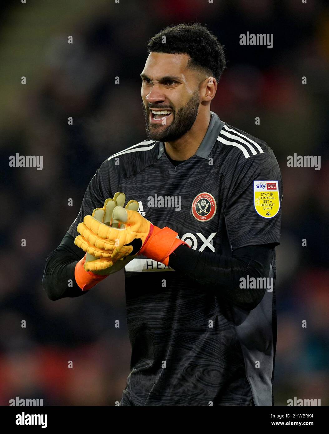 Sheffield United goalkeeper Wes Foderingham during the Sky Bet ...