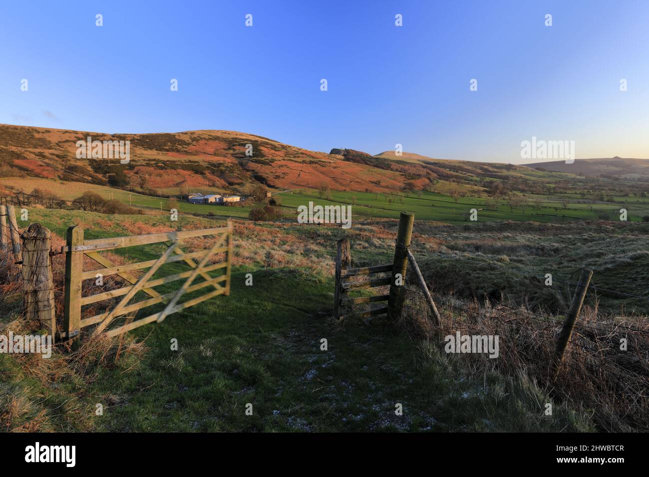 View of the Castleton valley from Mam Tor, Derbyshire, Peak District ...