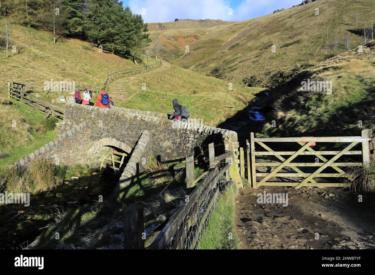 View of the Jacobs Ladder footpath, Kinder Scout, Derbyshire, Peak ...