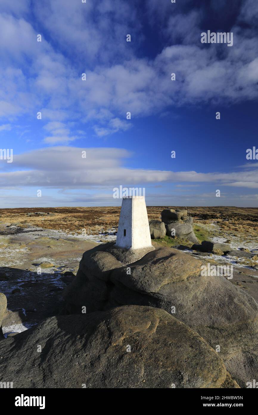 View of the OS Trig Point on Kinder Scout, Pennine Way, Derbyshire ...