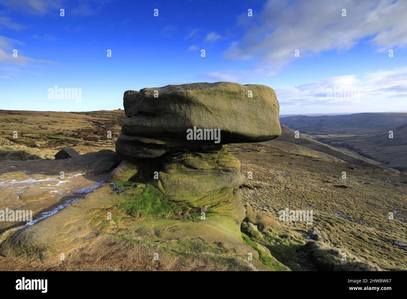 The Noe Stool rock formation on Kinder Scout, Pennine Way, Peak ...