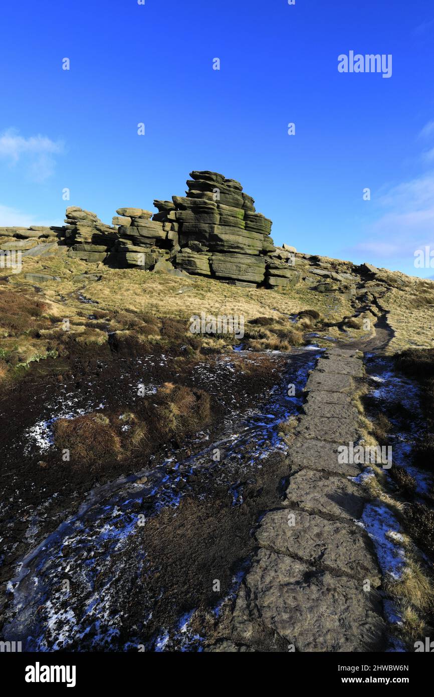 Pym Chair rock formation on Kinder Scout, Pennine Way, Peak District ...