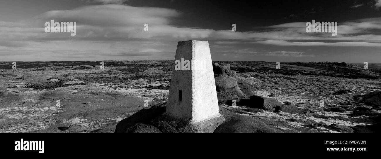 View of the OS Trig Point on Kinder Scout, Pennine Way, Derbyshire ...