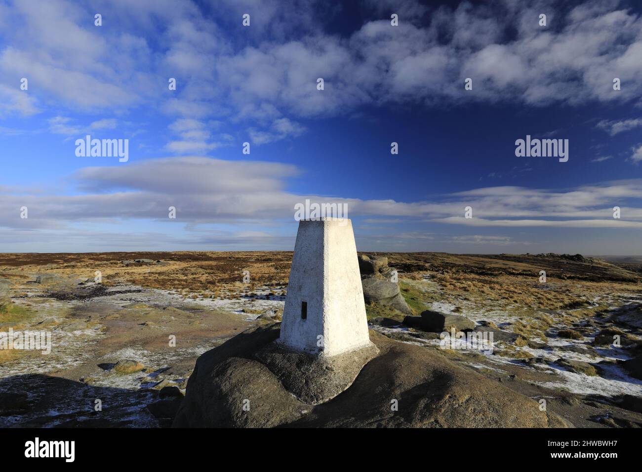 View of the OS Trig Point on Kinder Scout, Pennine Way, Derbyshire ...