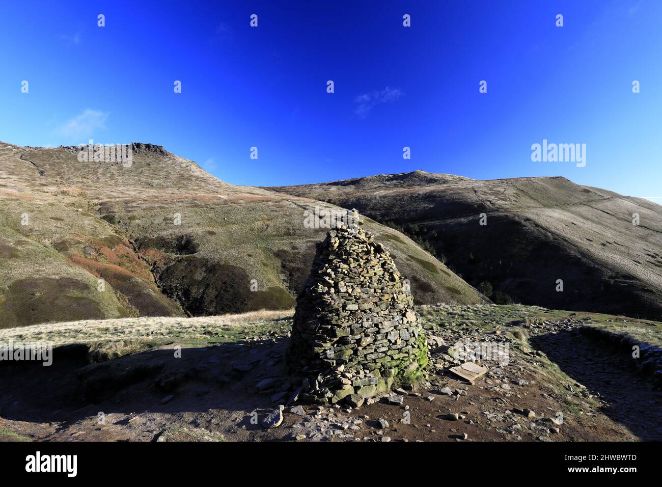 View of the Jacobs Ladder footpath, Kinder Scout, Derbyshire, Peak ...