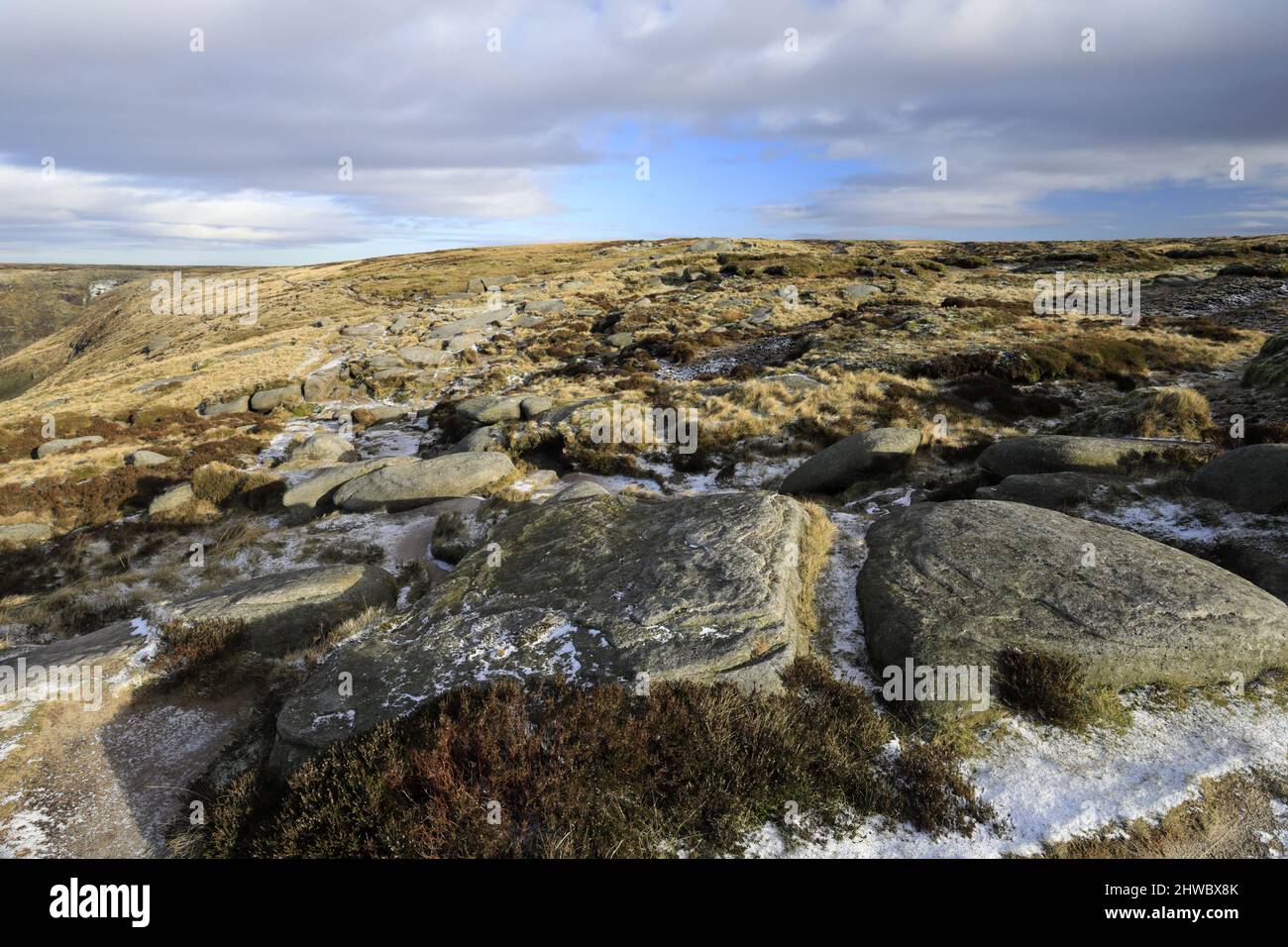 View over rock formations on Kinder Scout, Pennine Way, Derbyshire ...