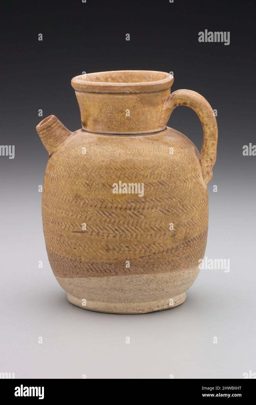 Vintage ceremonial ewer hi-res stock photography and images - Alamy