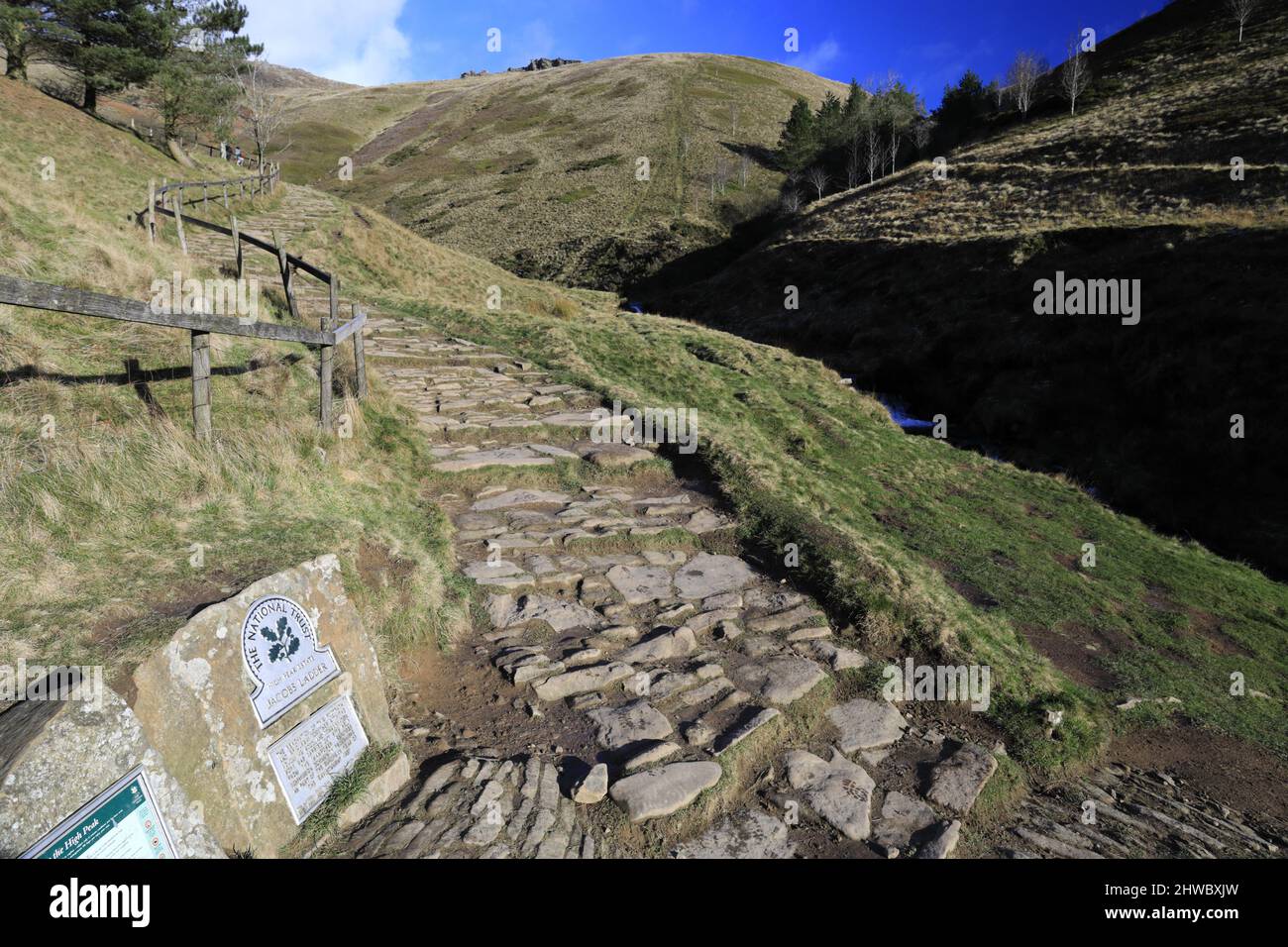 View of the Jacobs Ladder footpath, Kinder Scout, Derbyshire, Peak ...
