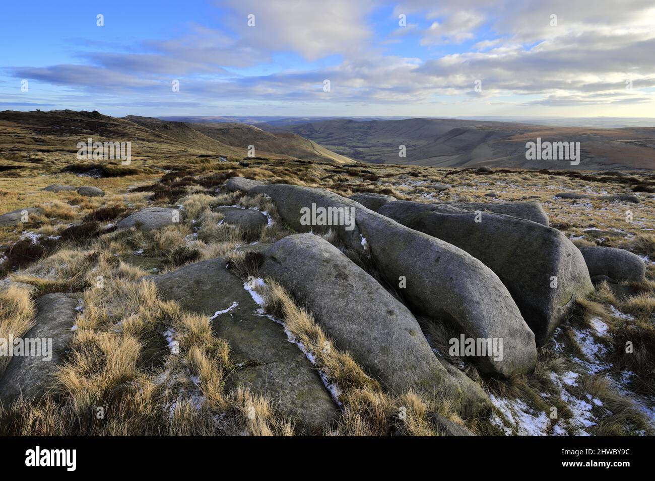 View over rock formations on Kinder Scout, Pennine Way, Derbyshire ...