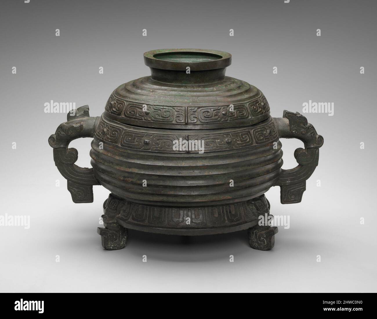 Ritual Serving Vessel, known as the “Song Gui” Stock Photo - Alamy