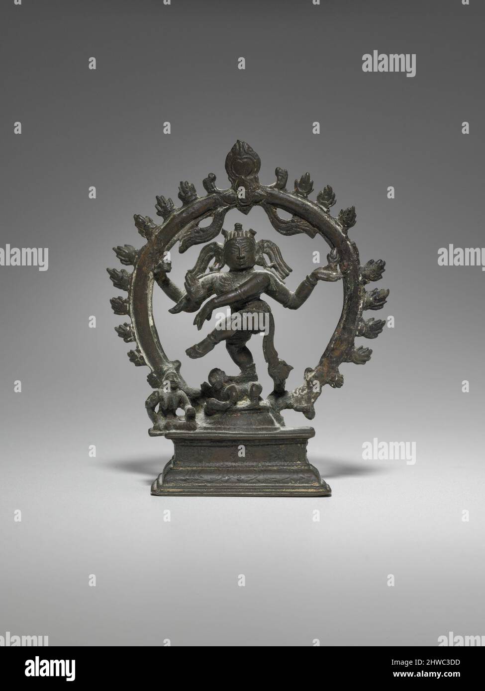 Sculpture indian god nataraja hi-res stock photography and images - Alamy