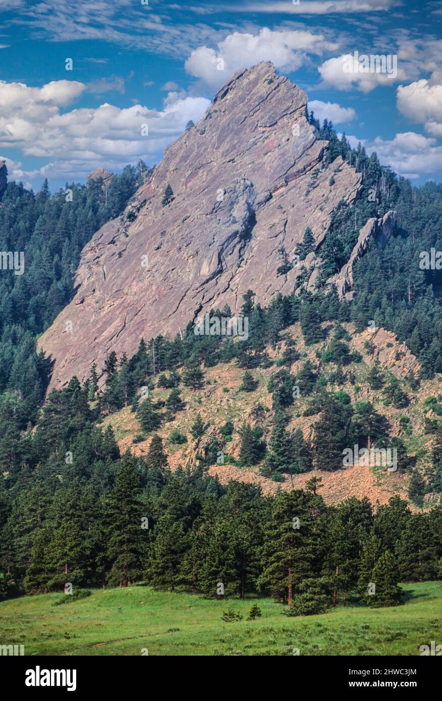 Boulder geology hi-res stock photography and images - Alamy