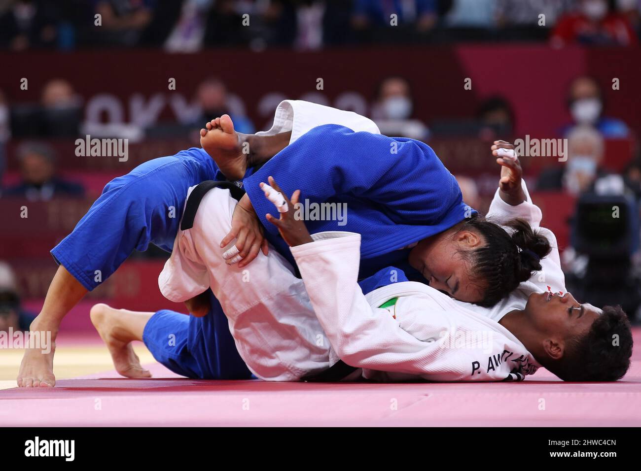 JULY 27th, 2021 - TOKYO, JAPAN: Prisca AWITI ALCARAZ of Mexico (white ...