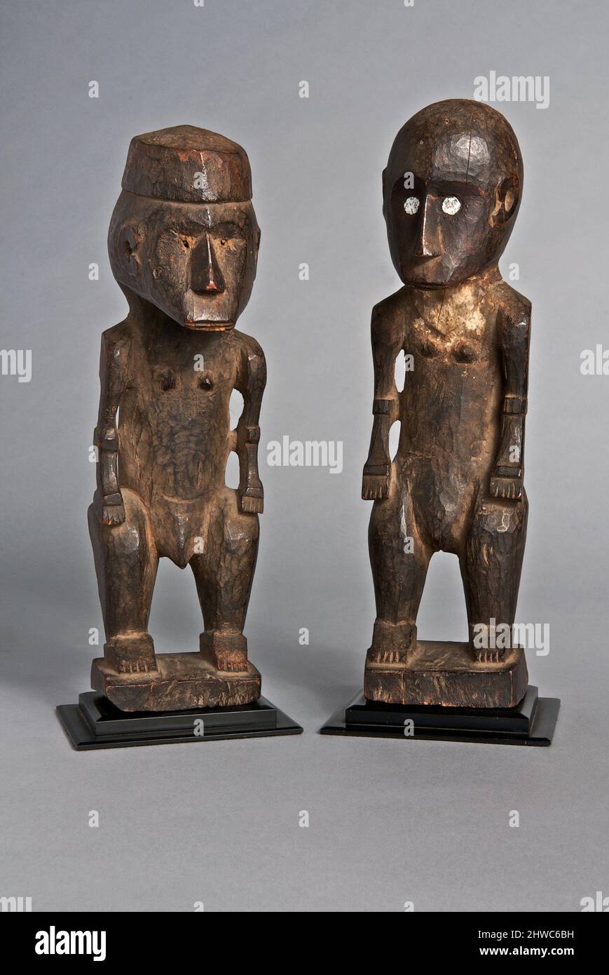 Female ancestor figure hi-res stock photography and images - Alamy