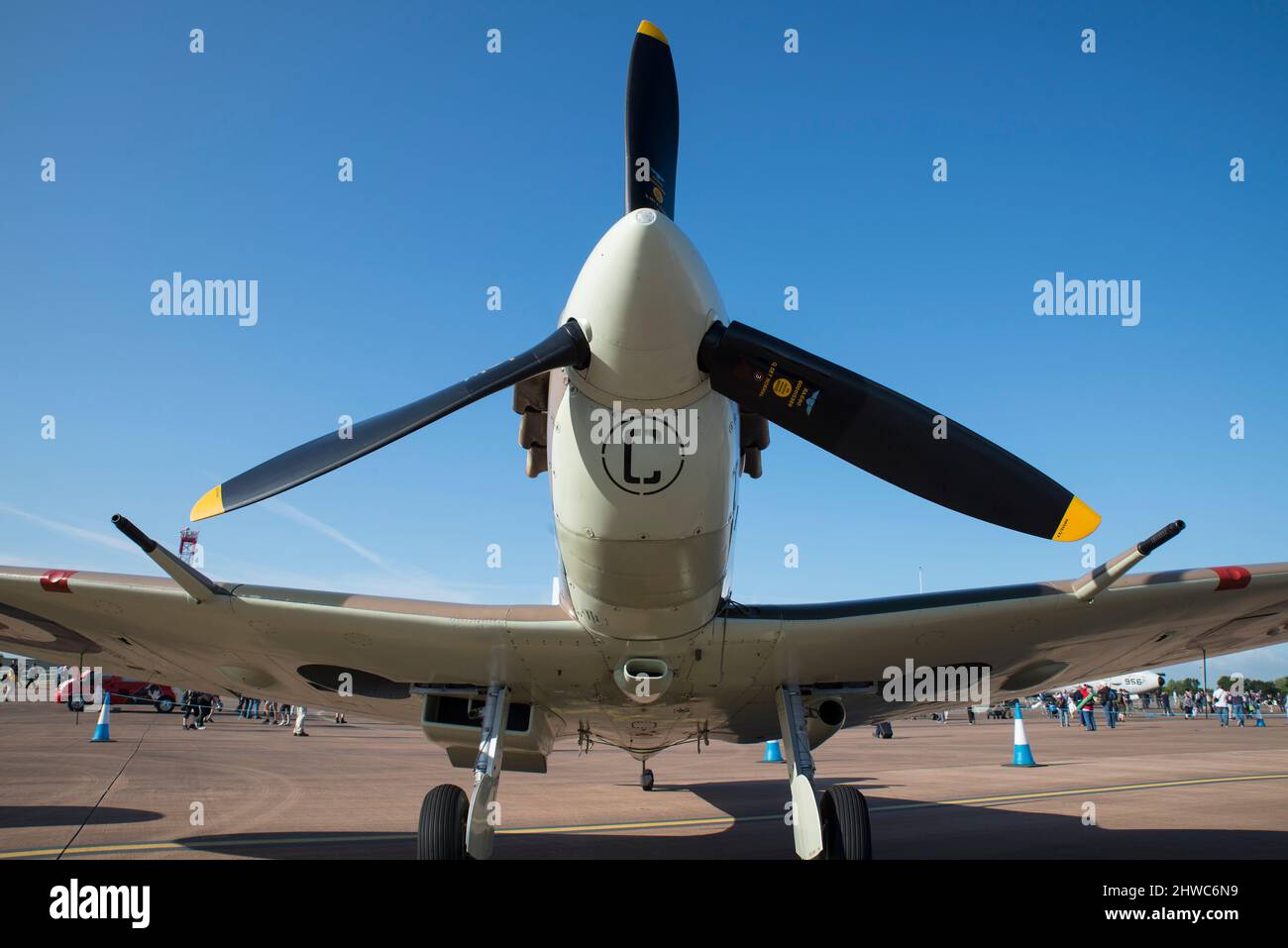 Static spitfire hi-res stock photography and images - Alamy
