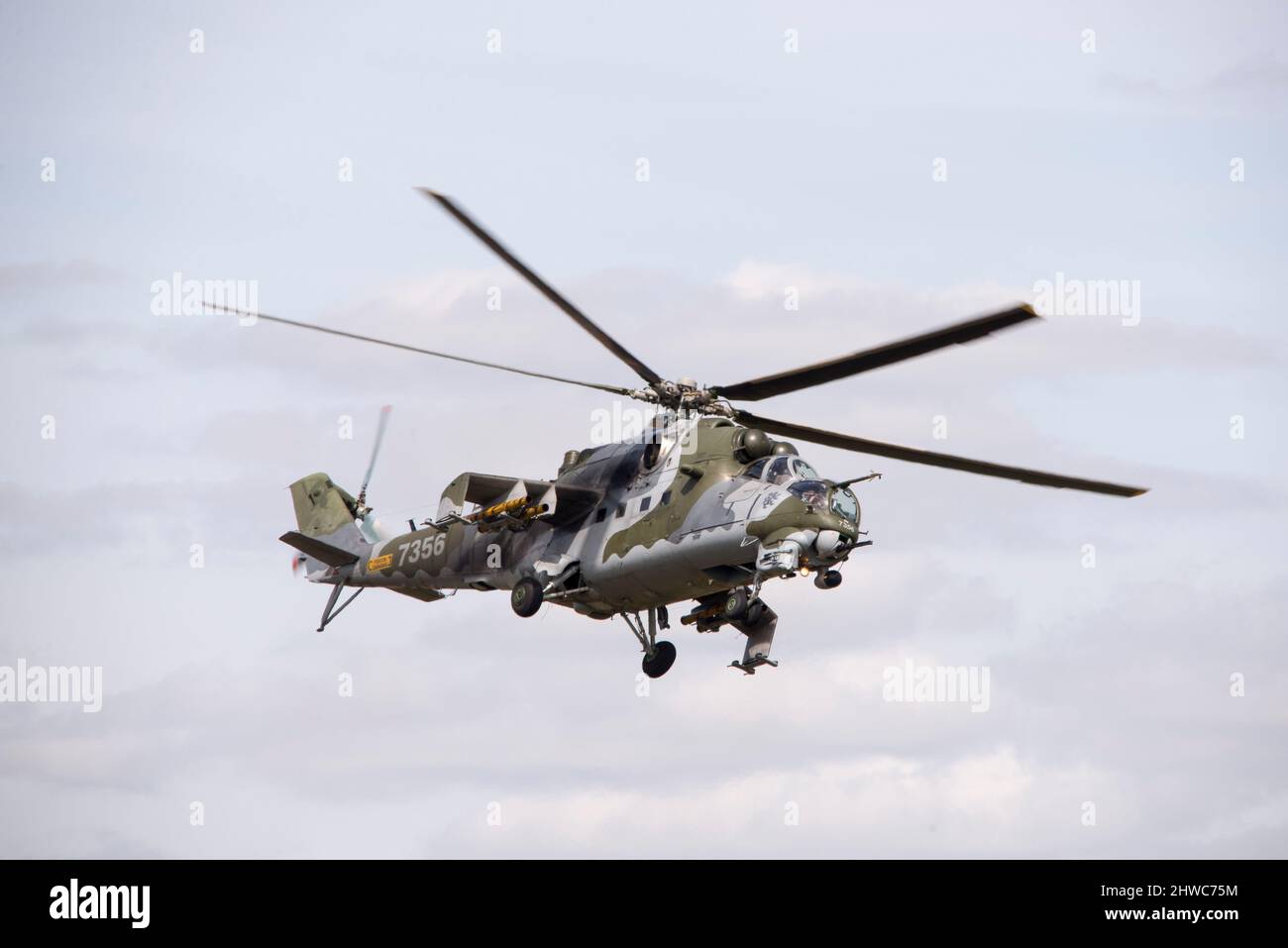 Mi 24 v hi-res stock photography and images - Alamy