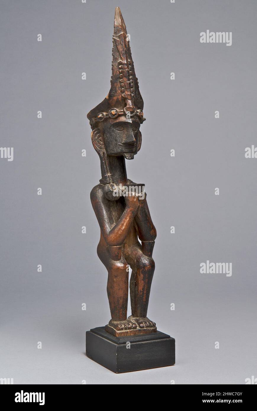 Ancestor figure hi-res stock photography and images - Alamy