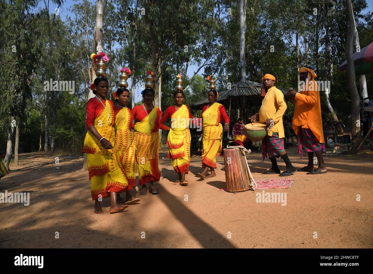 Santhali hi-res stock photography and images - Alamy