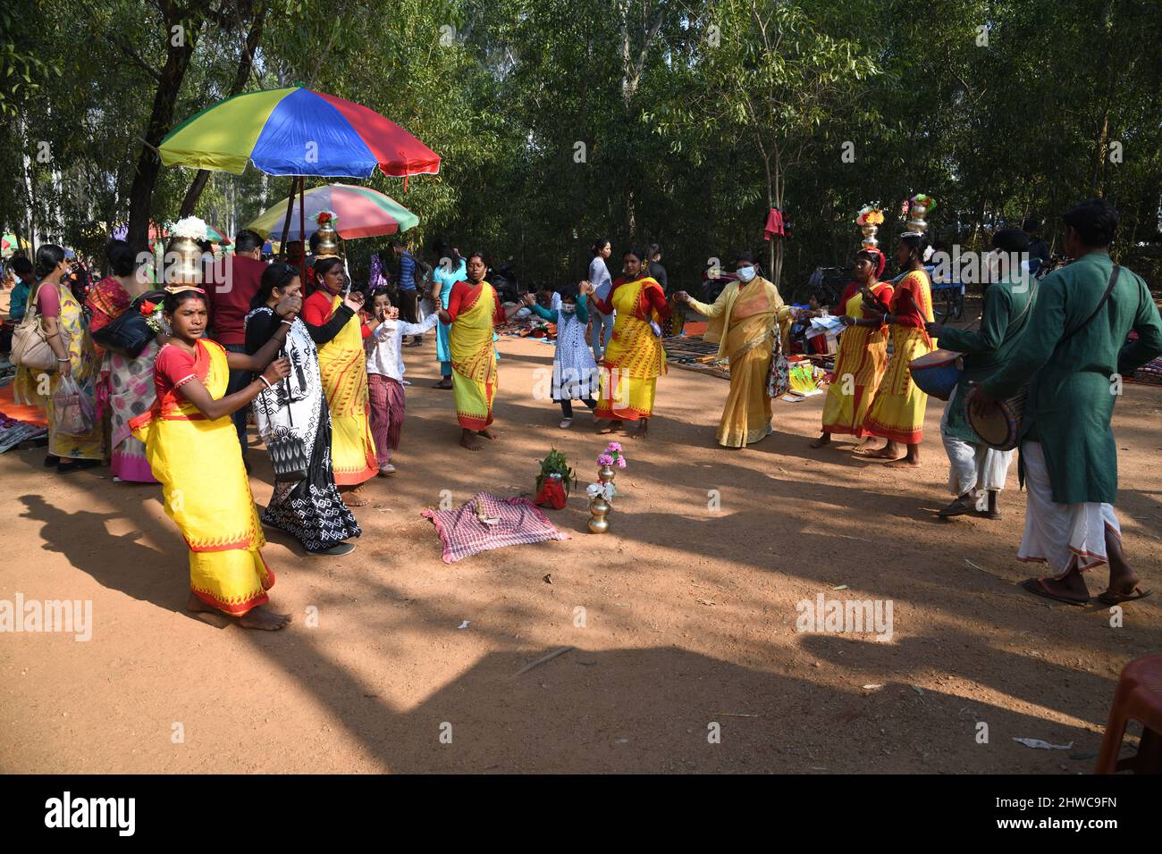 Santhali hi-res stock photography and images - Alamy