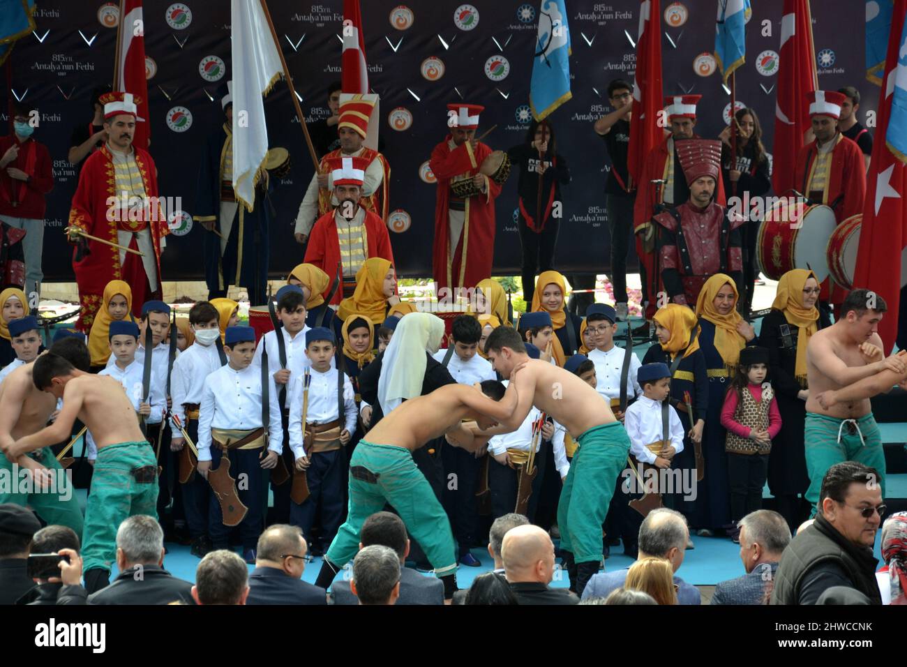 Turkish wrestlers hi-res stock photography and images - Alamy