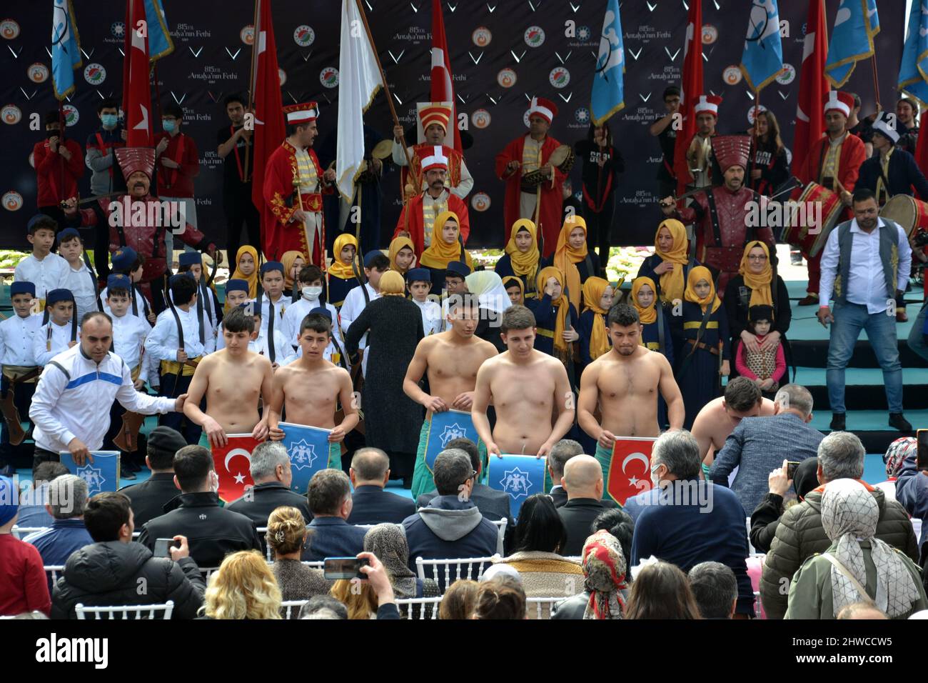 Turkish wrestlers hi-res stock photography and images - Alamy