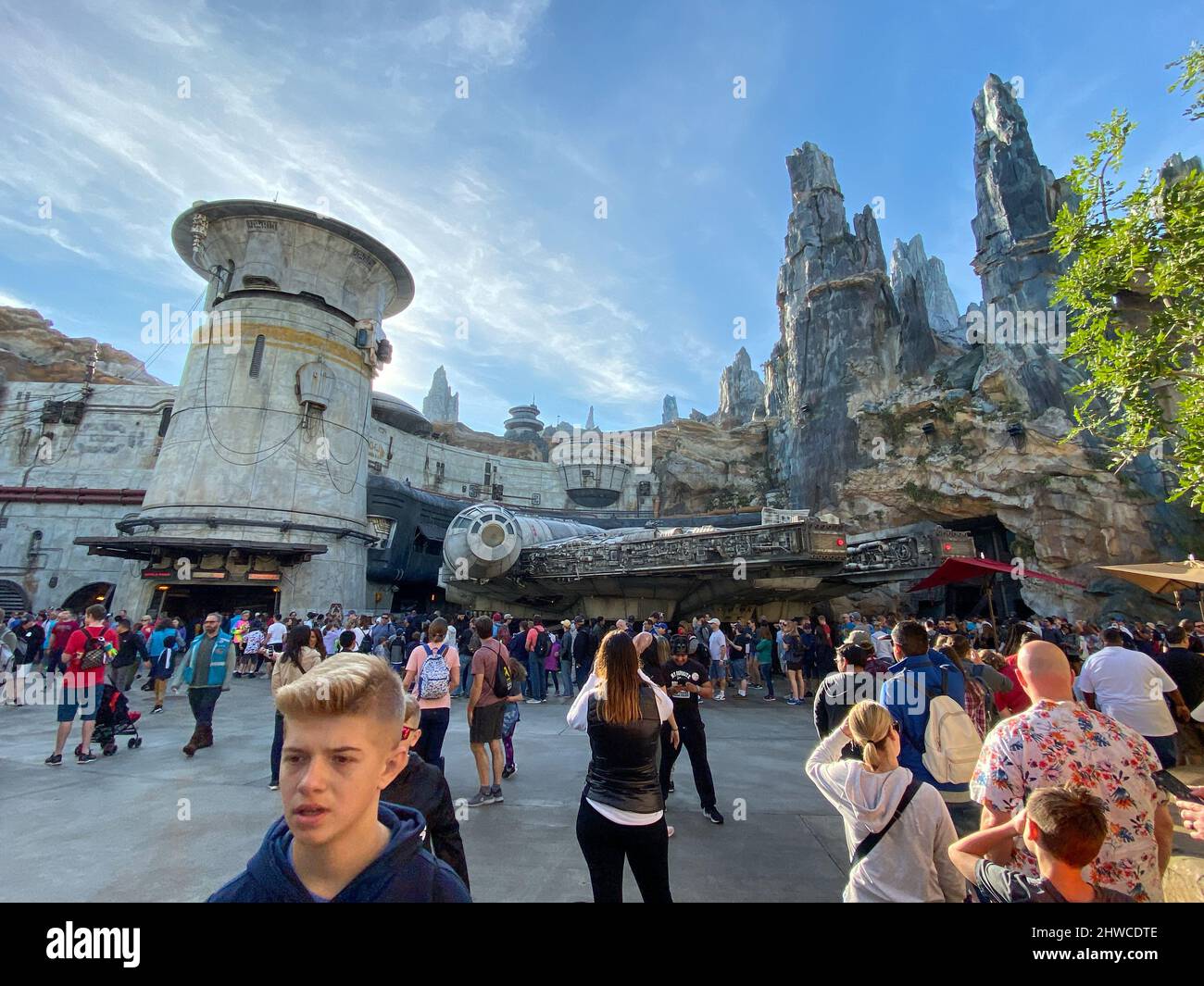 Orlando,FL/USA-11/27/19: Millennium Falcon Smugglers Run ride entrance ...