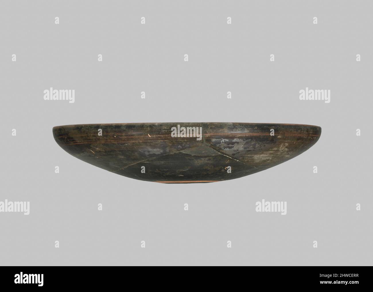 Phiale mesomphalos hi-res stock photography and images - Alamy