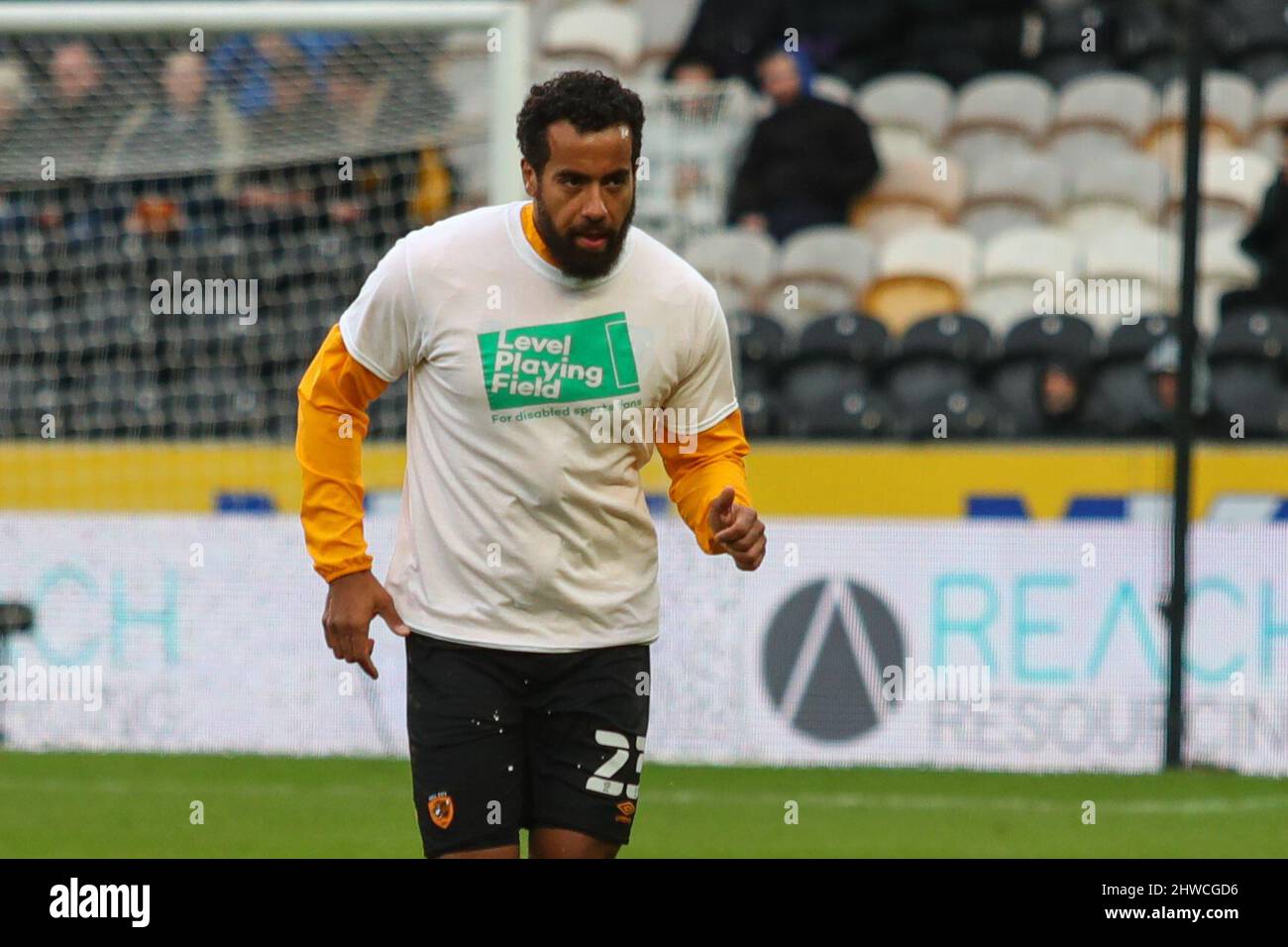 Tom huddlestone hi-res stock photography and images - Alamy