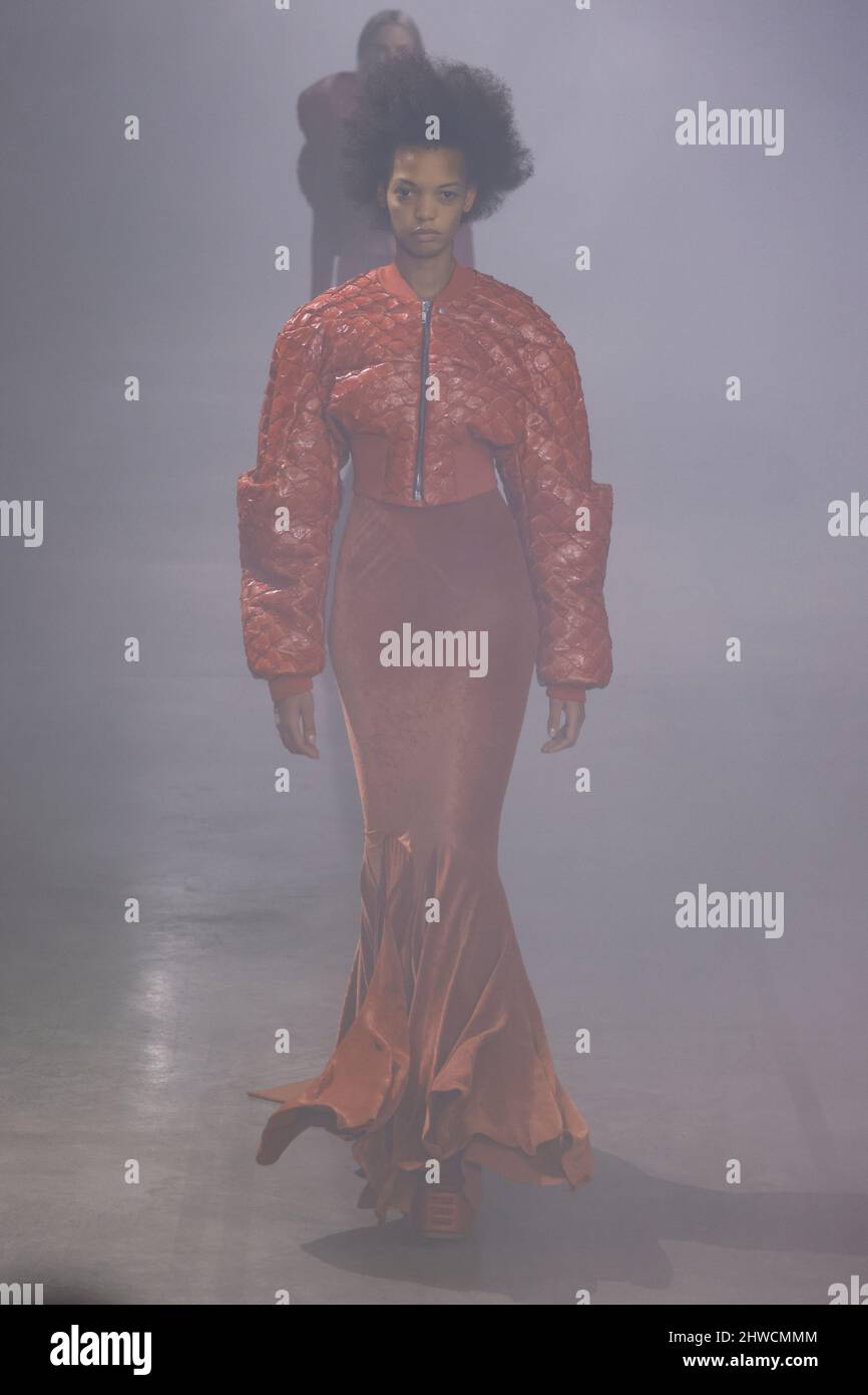 A model walks on the runway during Rick Owens Women and Men Ready to ...