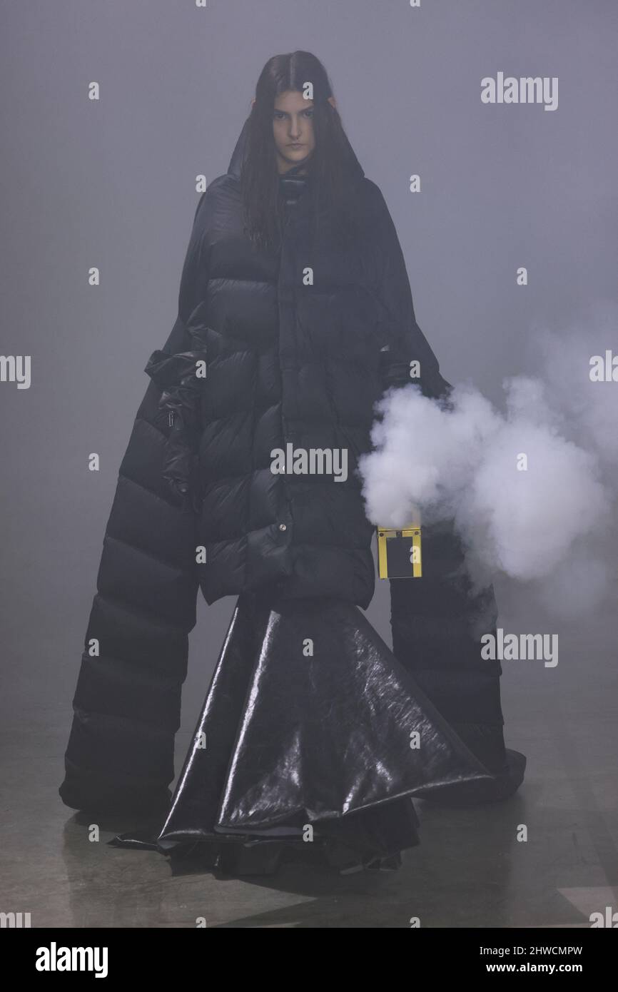 A model walks on the runway during Rick Owens Women and Men Ready to ...