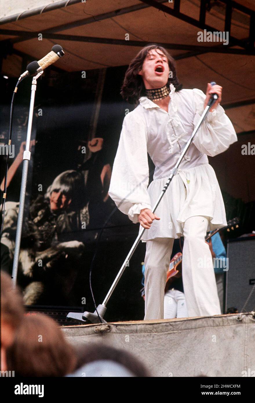 Rolling Stones :Mick Jagger in concert in Hyde Park 5th July 1969 Stock ...
