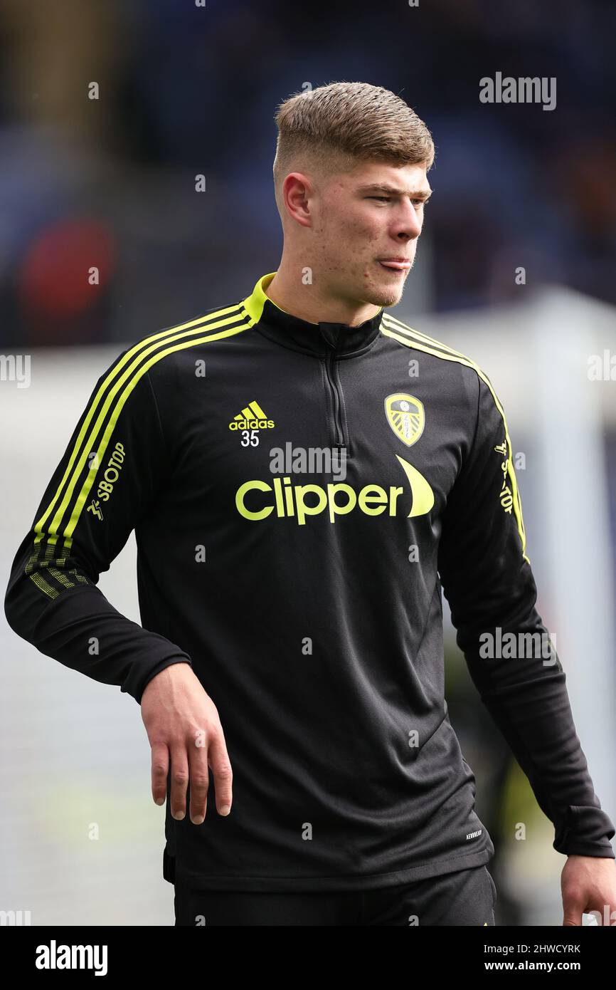 LEICESTER, ENGLAND - MARCH 05: Charlie Cresswell warms up ahead of the ...