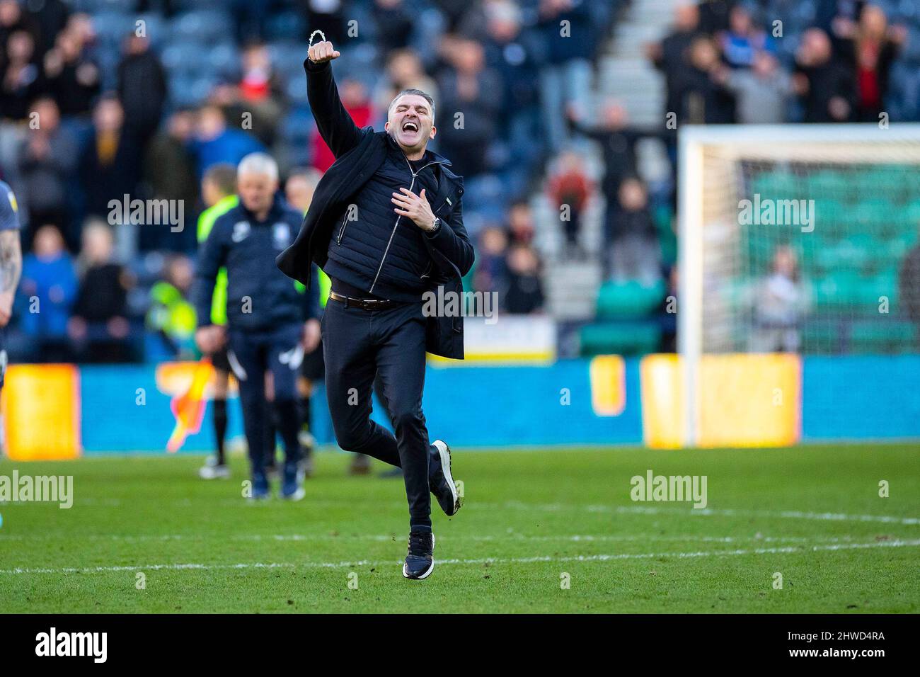 #Ryan Lowe manager of Preston North End celebration after winning 2-1 ...