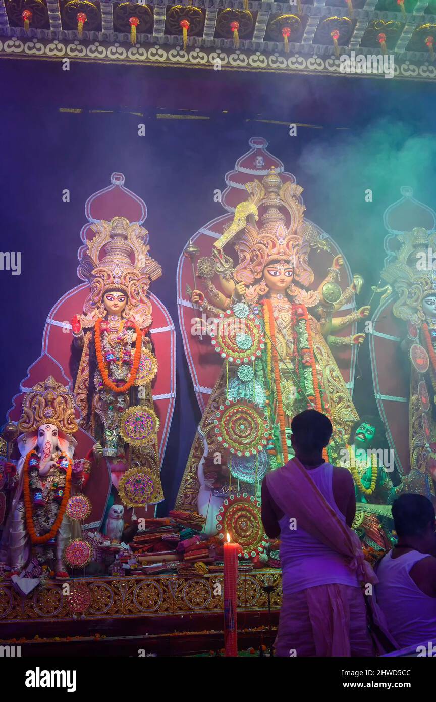 Sanskrit shlokas hi-res stock photography and images - Alamy