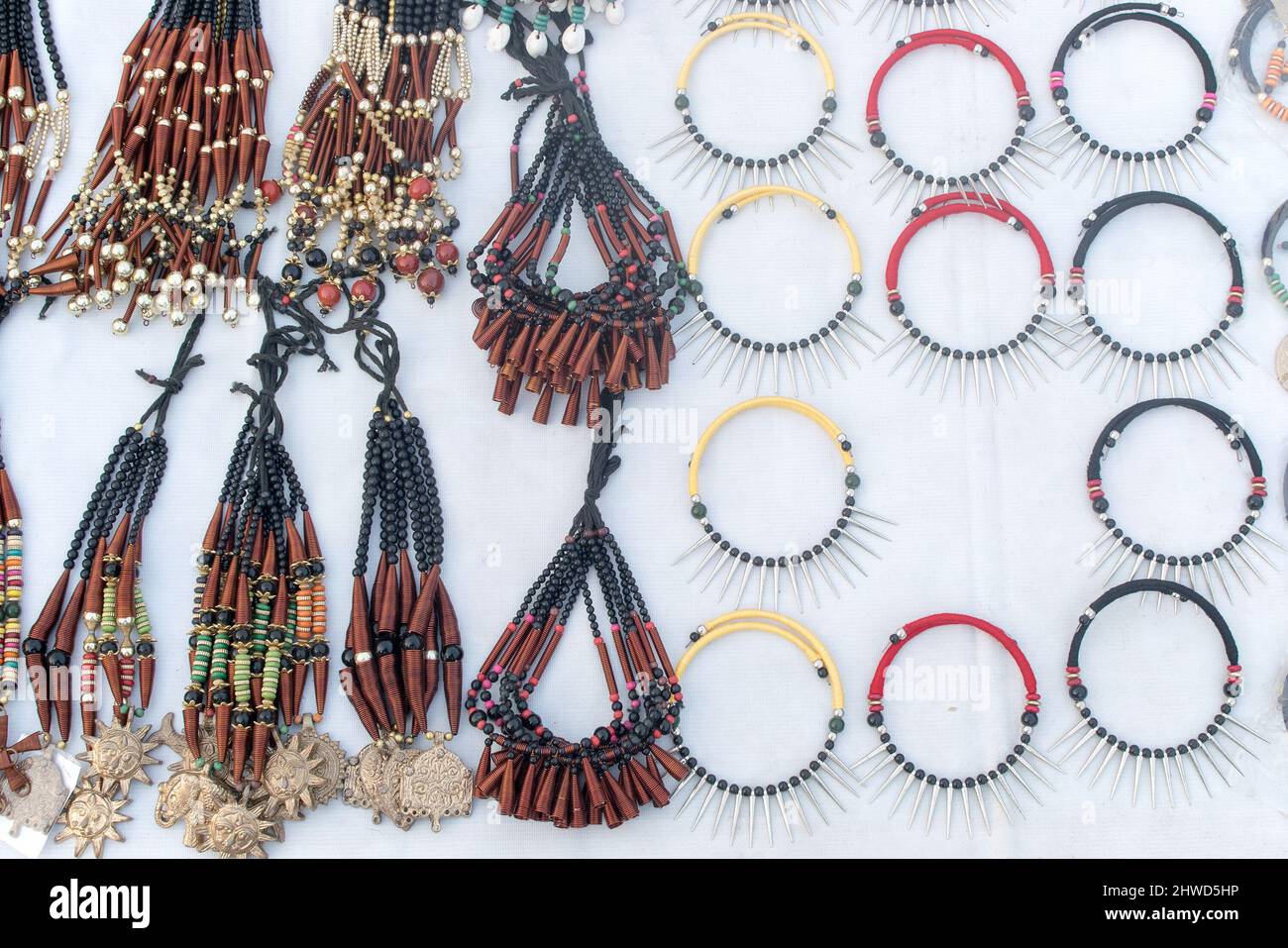 KOLKATA, WEST BENGAL , INDIA - NOVEMBER 23RD 2014 : Ornaments, artworks ...