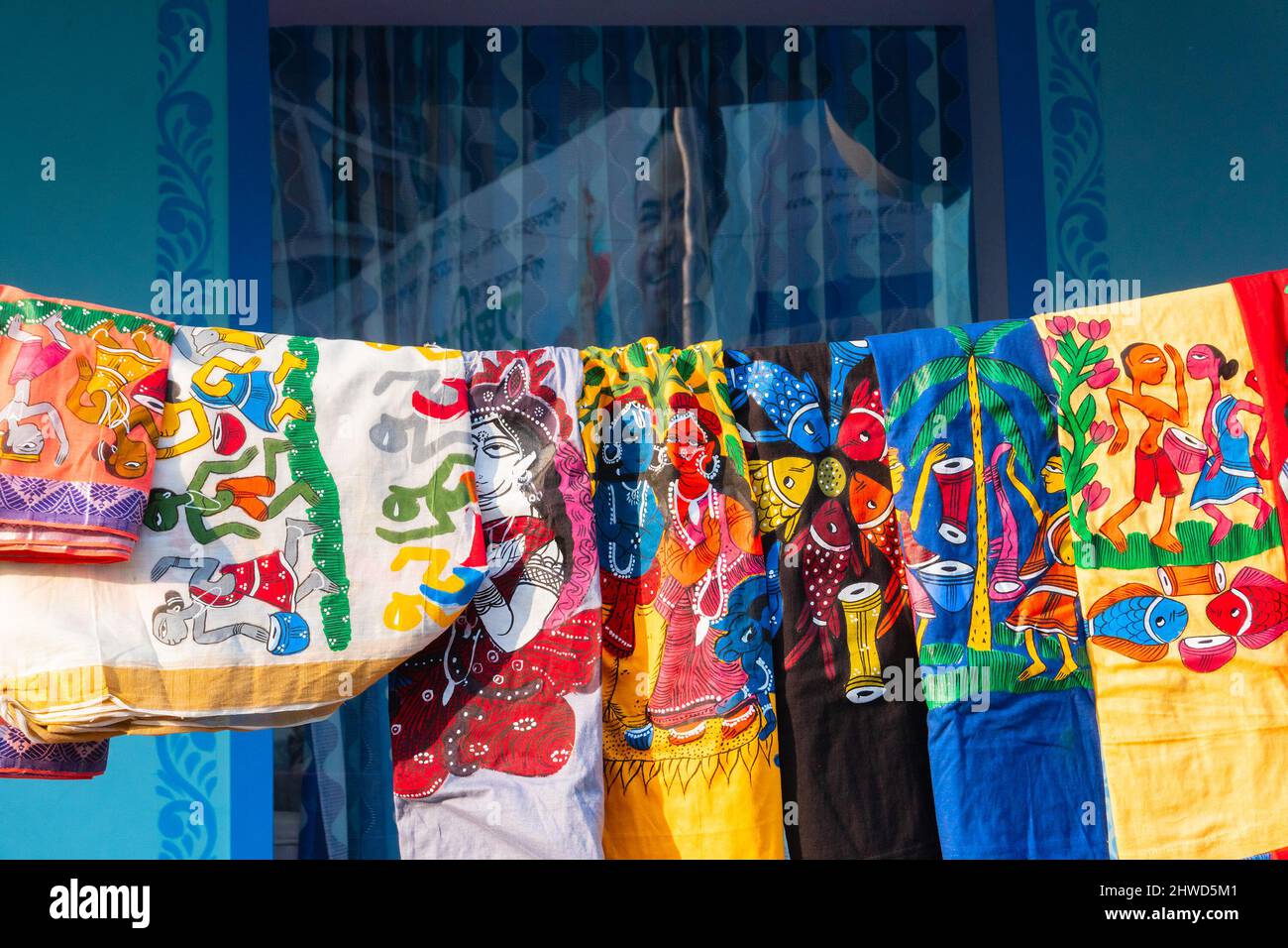 Kolkata, West Bengal, India - 31st December 2018 : Beautifully painted ...