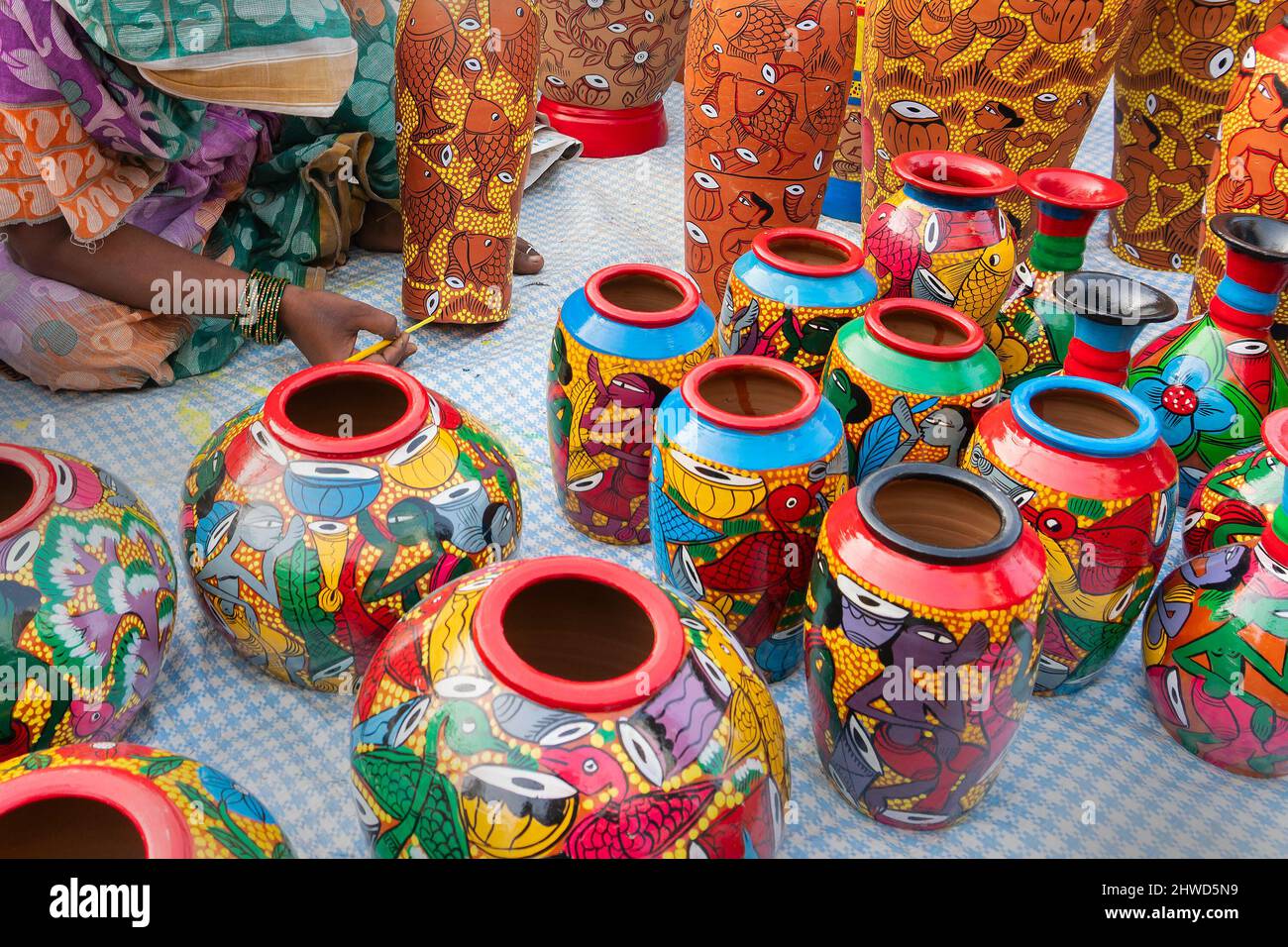 Kolkata, West Bengal, India - 31st December 2018 : Female Indian artist ...