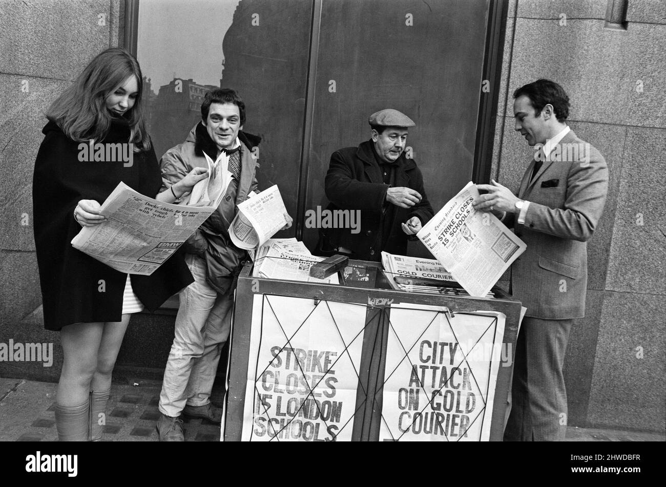 Actor David Jason outside ATV Thames, buying a newspaper. 6th February ...