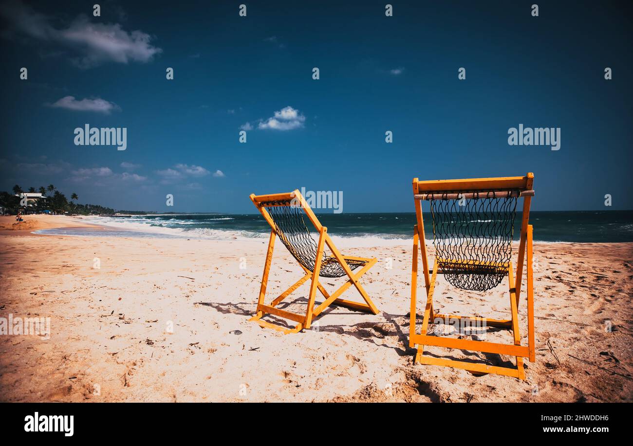 beautiful sandy beach exotic holiday background Stock Photo - Alamy