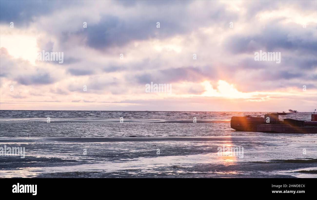 Tanker ship park in sea, Crude oil tanker and LPG tanker loading at ...