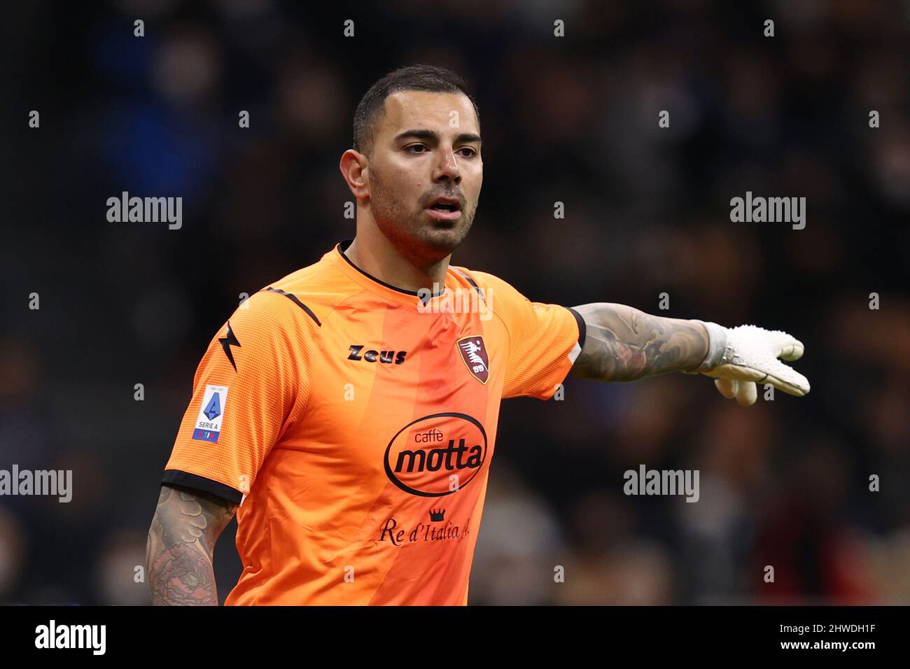 Luigi Sepe (US Salernitana 1919) gestures during the italian soccer ...