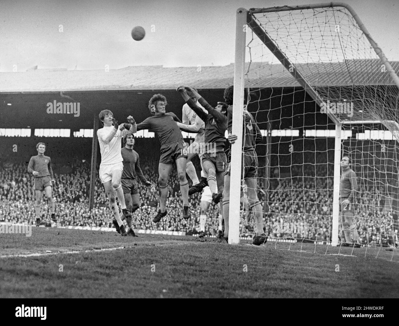 FA Cup Final replay at Old Trafford. Chelsea 2 v Leeds United 1 after ...