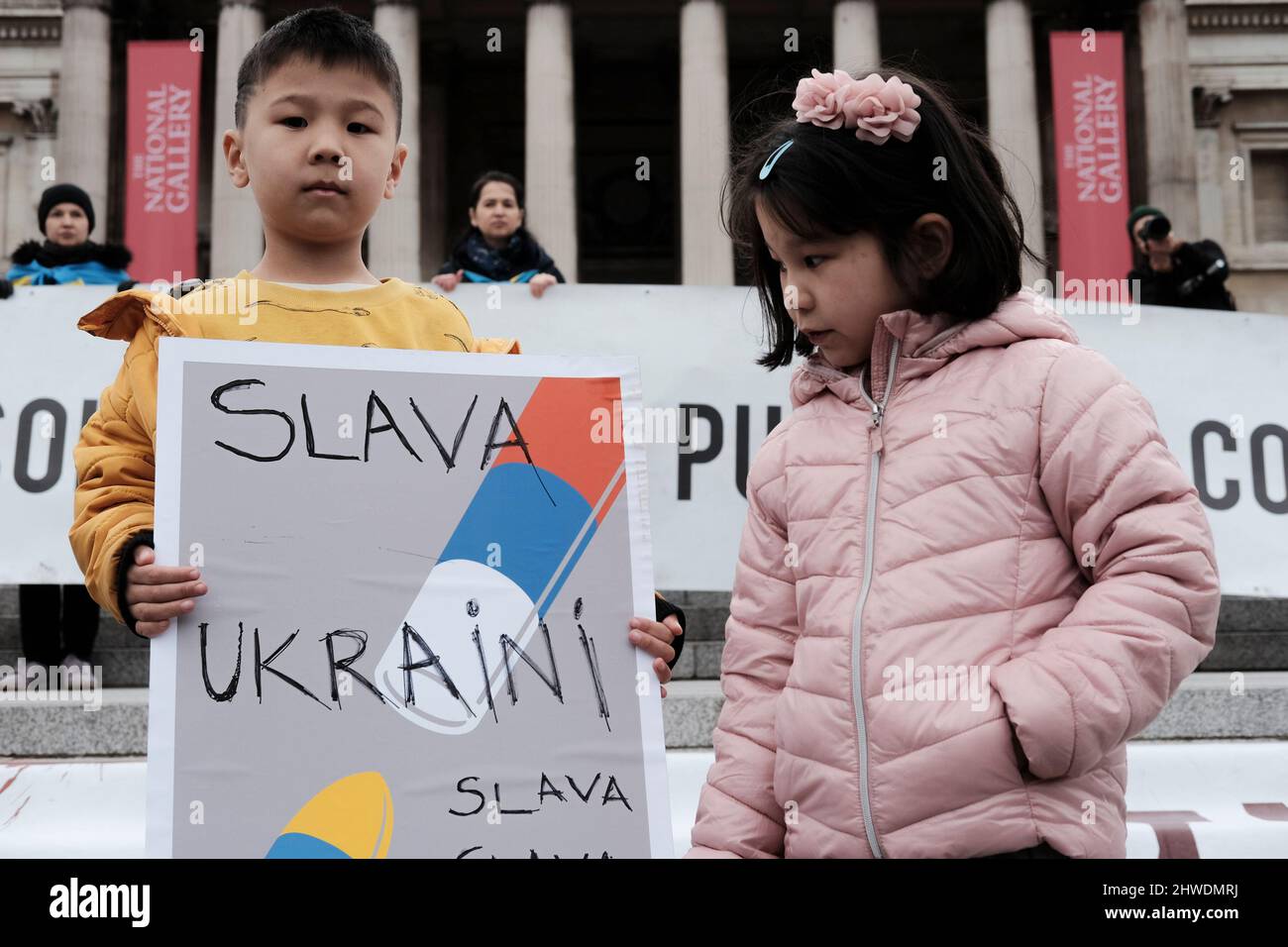 5th March 2022, London UK. Ukrainian nationals and pro-Ukraine ...