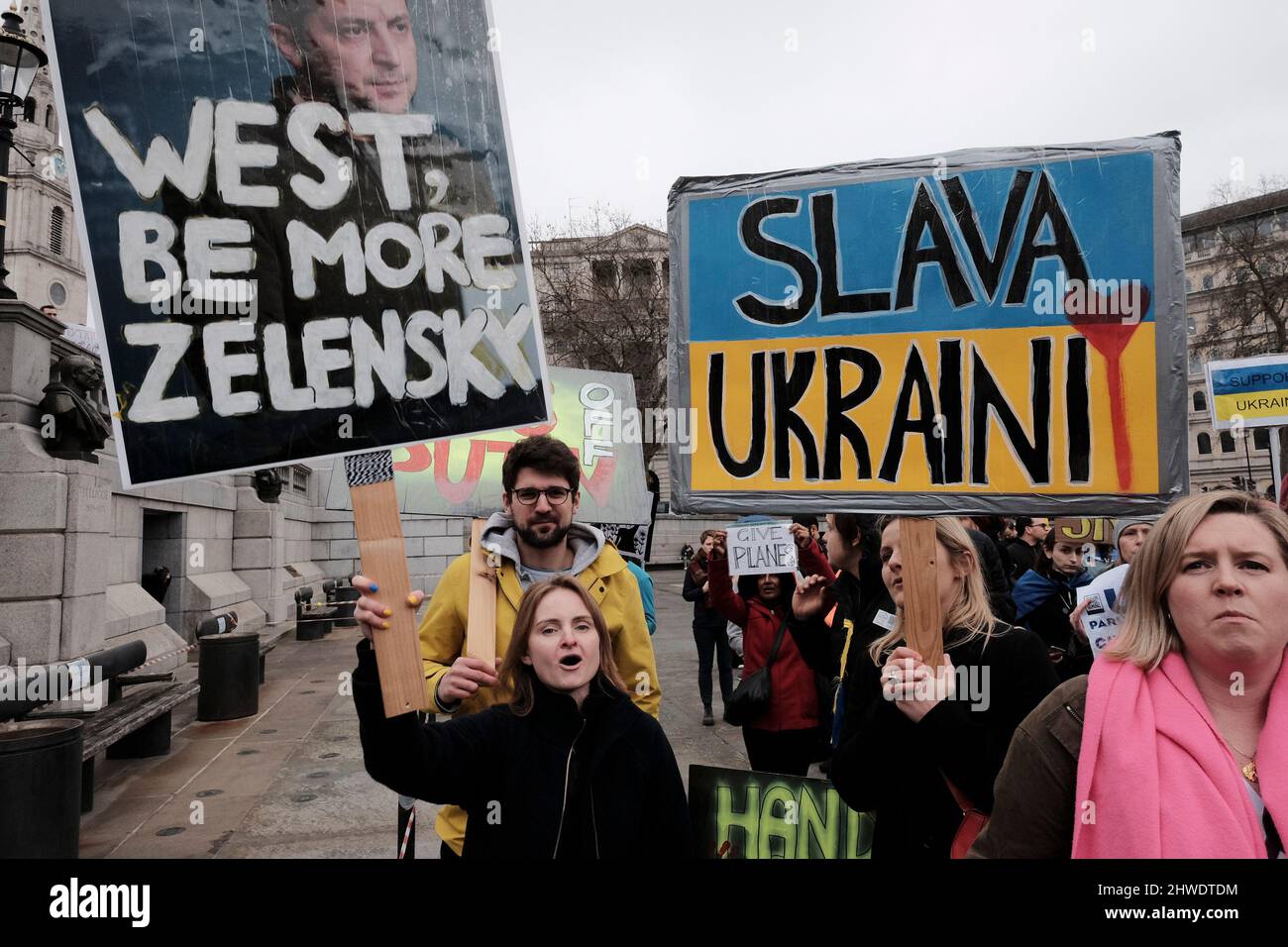 5th March 2022, London UK. Ukrainian nationals and pro-Ukraine ...