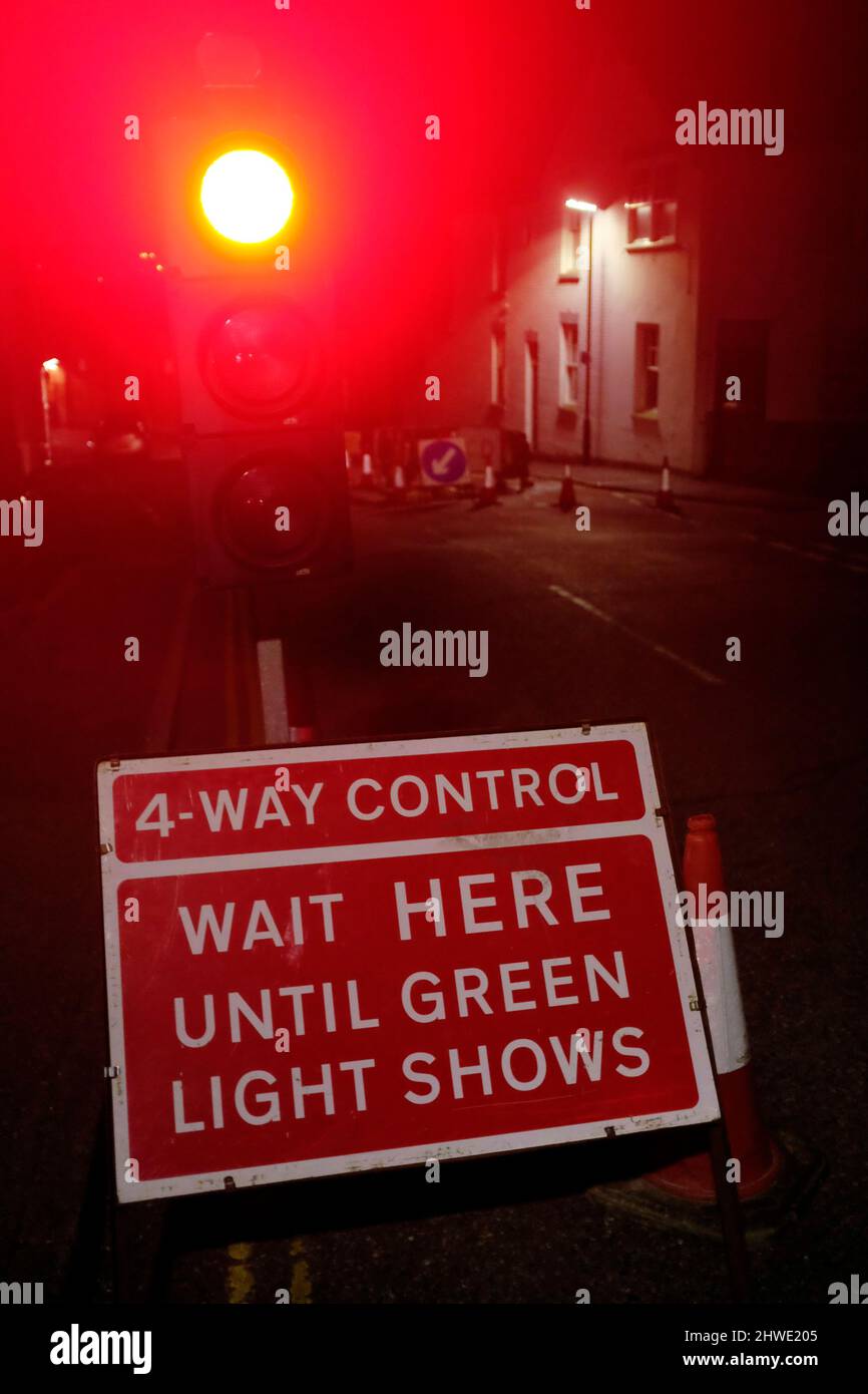 4 way stop light hi-res stock photography and images - Alamy
