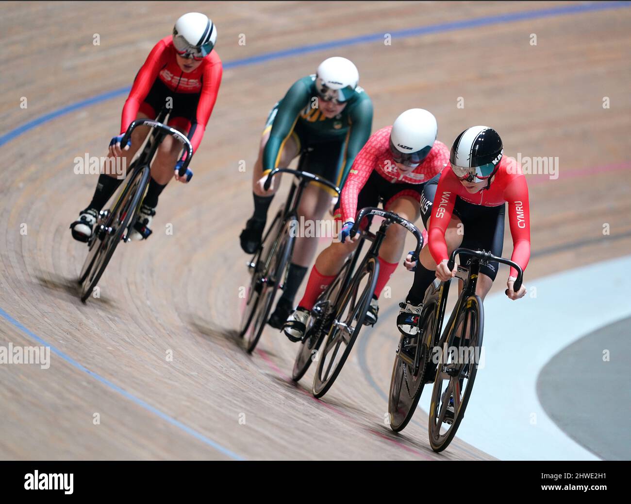 Ellie Coster (right) in the women's keirin during day three of the HSBC ...
