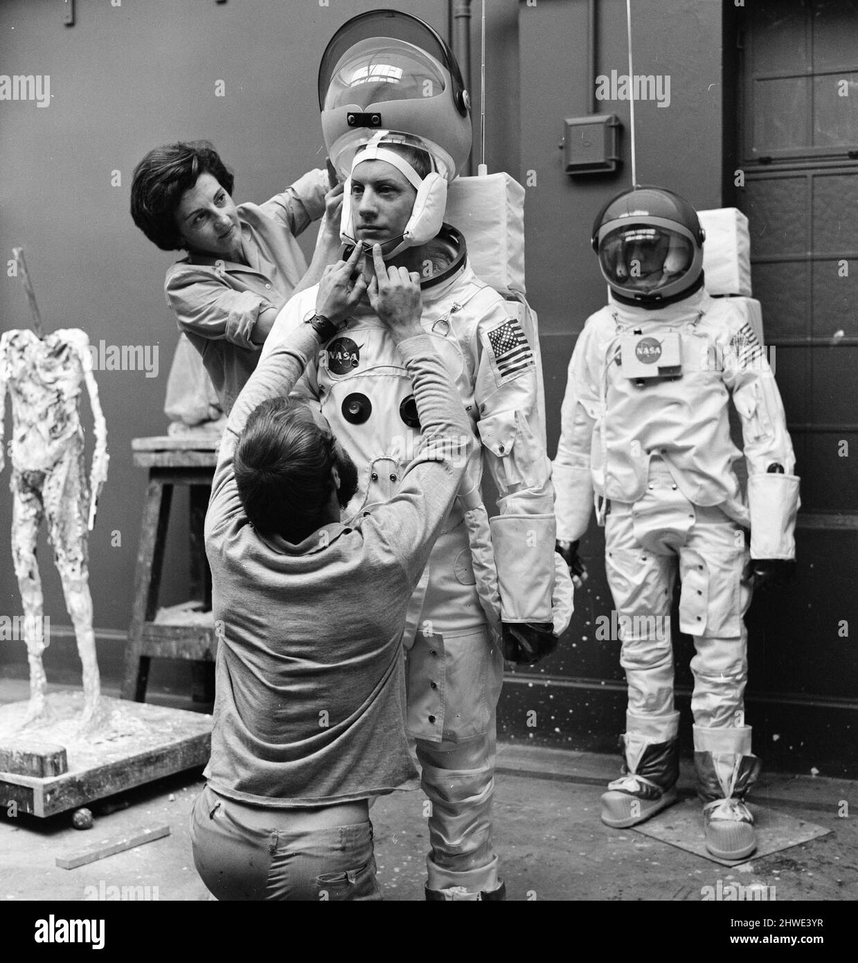 Madame Tussauds staff put the finishing touches to waxwork models of ...